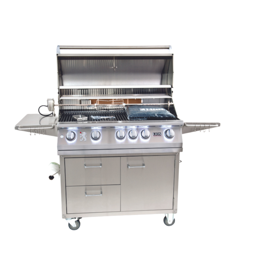 Lion Freestanding 40-Inch 5-Burner Gas Grill - L90000